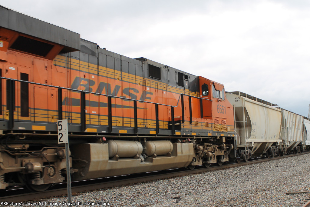BNSF 6651